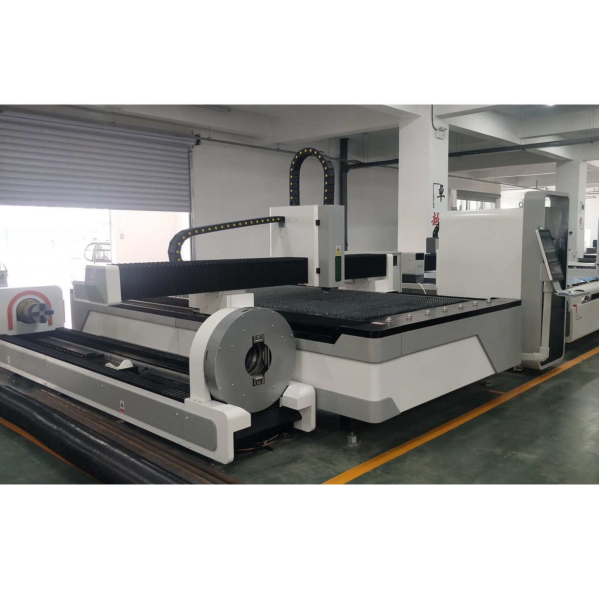 Fiber Laser Plate And Tube Integrated Cutting Machine - Buy Fiber Laser ...